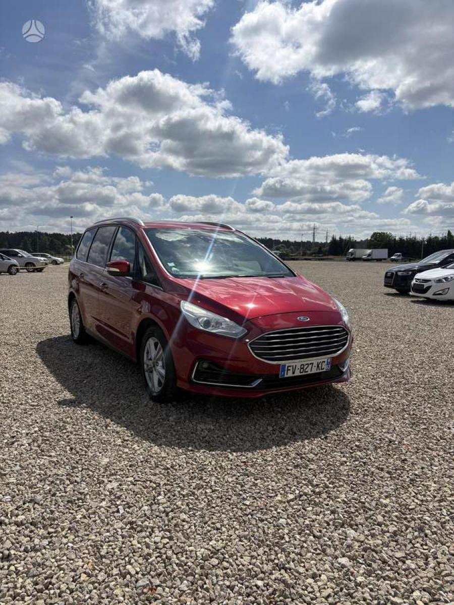 Red Ford Galaxy 2020 in Taurage, with an engine capacity of 2.00 L and mileage of 199 thousand km for 9400 €, photo 4 on AUTOMOTO.COM.LV