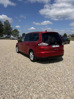 Red Ford Galaxy 2020 in Taurage, with an engine capacity of 2.00 L and mileage of 199 thousand km for 9400 €, photo 8 on AUTOMOTO.COM.LV