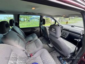 Sarkans Ford Galaxy 2002 Tallina, ar dzinēja tilpumu 2.00 L un nobraukumu 249 tūkst. km par 1600 €, foto 10 vietnē AUTOMOTO.COM.LV