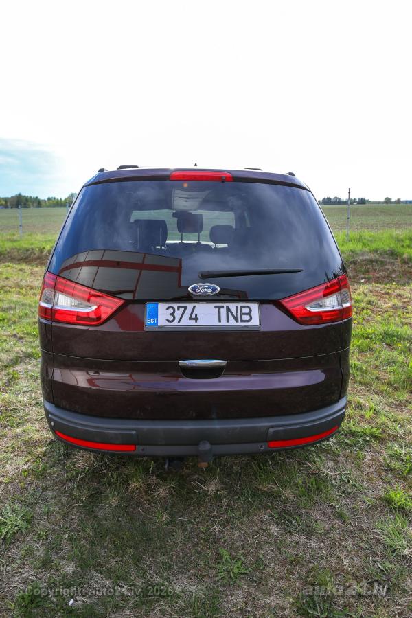 Sarkans Ford Galaxy 2011 Tallina, ar dzinēja tilpumu 2.00 L un nobraukumu 278 tūkst. km par 7000 €, foto 4 vietnē AUTOMOTO.COM.LV