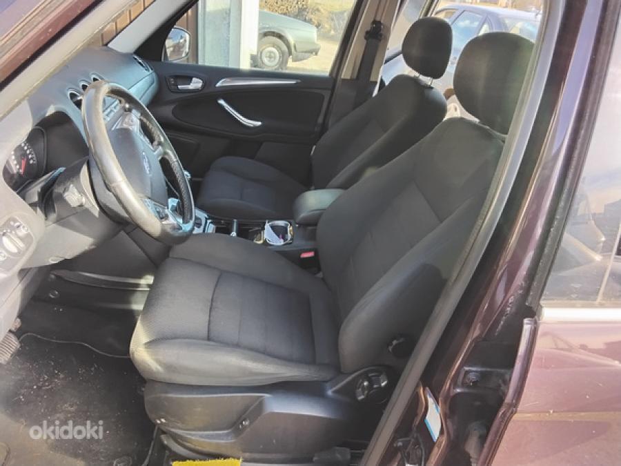 Sarkans Ford Galaxy 2012 Viljandi, ar dzinēja tilpumu 2.00 L un nobraukumu 370 tūkst. km par 6000 €, foto 7 vietnē AUTOMOTO.COM.LV