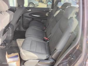 Sarkans Ford Galaxy 2012 Viljandi, ar dzinēja tilpumu 2.00 L un nobraukumu 370 tūkst. km par 6000 €, foto 16 vietnē AUTOMOTO.COM.LV