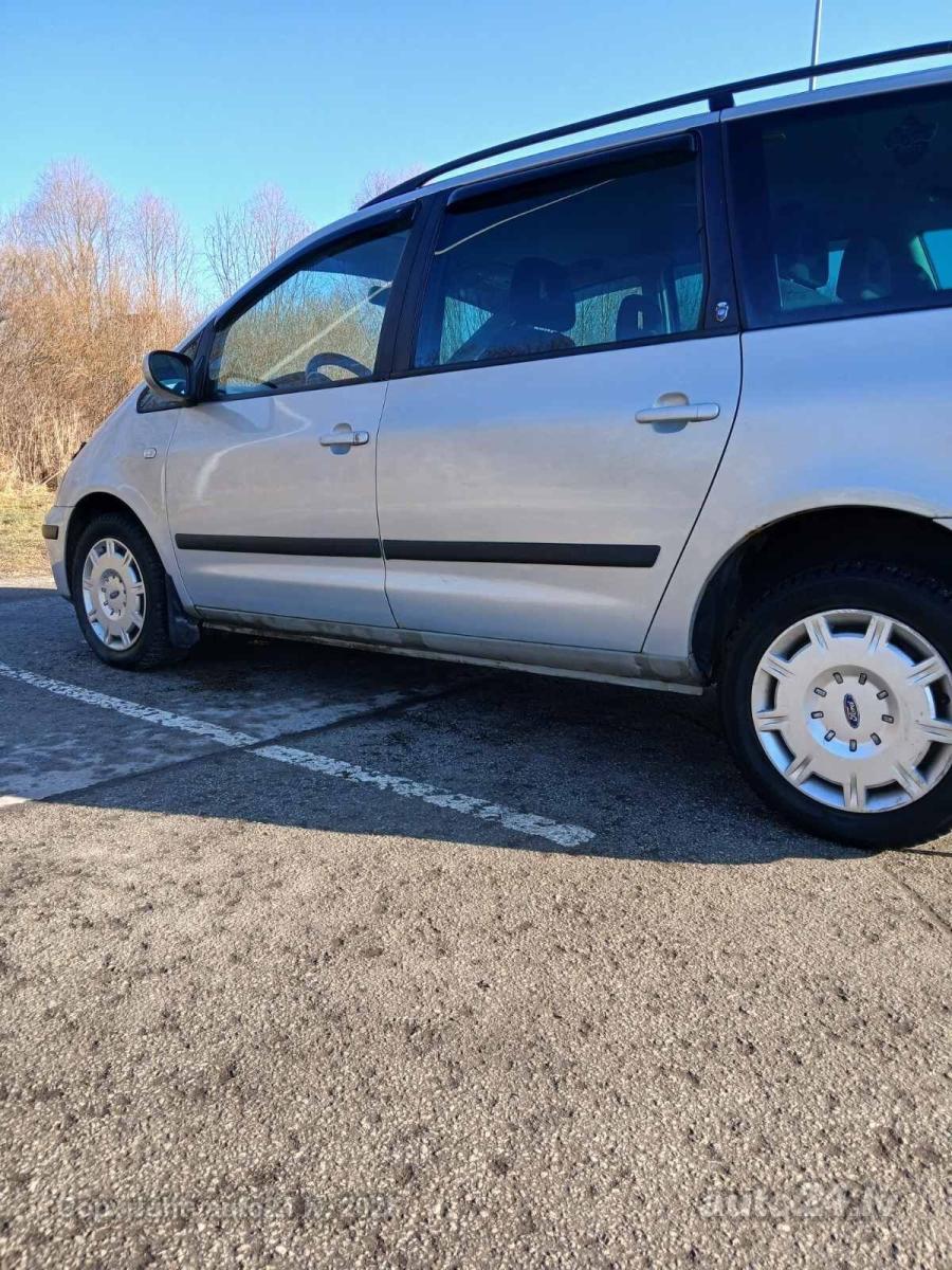 Ford Galaxy 2001 Narva, ar dzinēja tilpumu 1.90 L un nobraukumu 292 tūkst. km par 1800 €, foto 4 vietnē AUTOMOTO.COM.LV