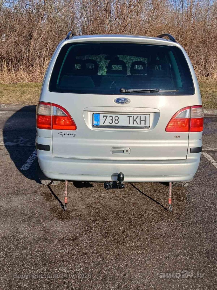 Ford Galaxy 2001 Narva, ar dzinēja tilpumu 1.90 L un nobraukumu 292 tūkst. km par 1800 €, foto 9 vietnē AUTOMOTO.COM.LV