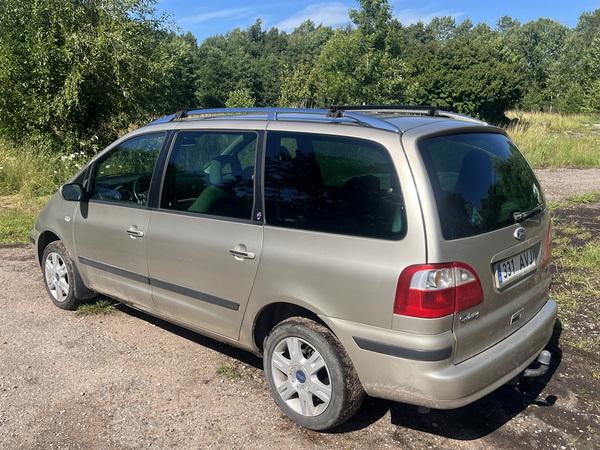 Ford Galaxy 2005 Otepē, ar dzinēja tilpumu 2.30 L un nobraukumu 250 tūkst. km par 1500 €, foto 2 vietnē AUTOMOTO.COM.LV