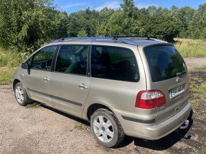 Ford Galaxy 2005 in Otepaa, with an engine capacity of 2.30 L and mileage of 250 thousand km for 1500 €, photo 3 on AUTOMOTO.COM.LV