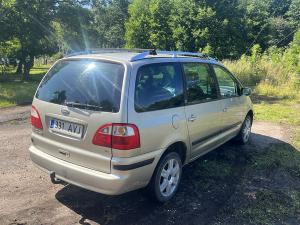 Ford Galaxy 2005 in Otepaa, with an engine capacity of 2.30 L and mileage of 250 thousand km for 1500 €, photo 4 on AUTOMOTO.COM.LV