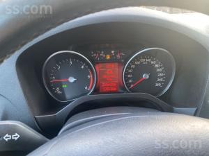Ford Galaxy 2011 Rīga, ar dzinēja tilpumu 2.00 L un nobraukumu 0 tūkst. km par 3650 €, foto 11 vietnē AUTOMOTO.COM.LV