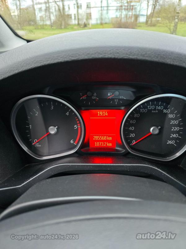 Ford Galaxy 2012 Tallina, ar dzinēja tilpumu 2.00 L un nobraukumu 286 tūkst. km par 8000 €, foto 7 vietnē AUTOMOTO.COM.LV