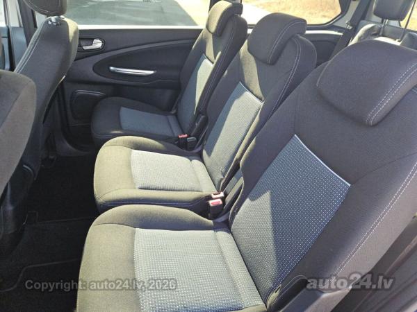 Ford Galaxy 2015 in Tartu, with an engine capacity of 2.00 L and mileage of 294 thousand km for 7490 €, photo 10 on AUTOMOTO.COM.LV