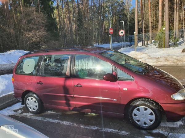 Violet Ford Galaxy 1997 in Visaginas, with an engine capacity of 2.30 L and mileage of 346 thousand km for 650 €, photo 3 on AUTOMOTO.COM.LV