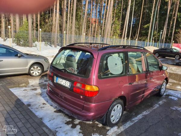 Violet Ford Galaxy 1997 in Visaginas, with an engine capacity of 2.30 L and mileage of 346 thousand km for 650 €, photo 5 on AUTOMOTO.COM.LV