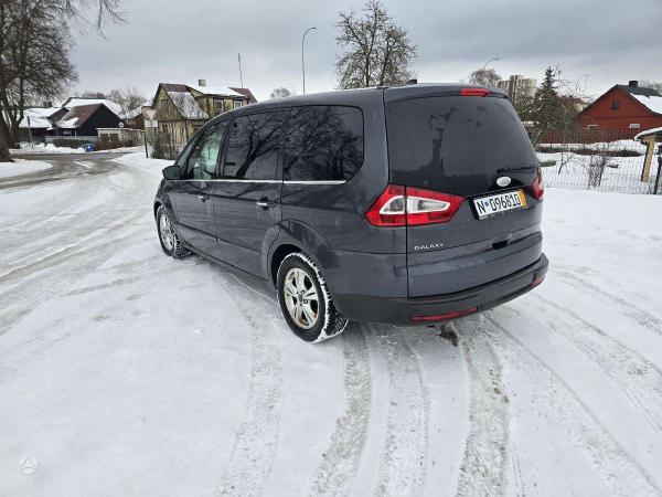 Violets Ford Galaxy 2008 Ukmergė, ar dzinēja tilpumu 2.18 L un nobraukumu 249 tūkst. km par 3700 €, foto 6 vietnē AUTOMOTO.COM.LV
