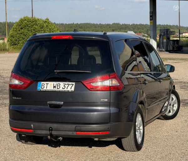Violets Ford Galaxy 2011 Viļņa, ar dzinēja tilpumu 2.20 L un nobraukumu 286 tūkst. km par 4550 €, foto 4 vietnē AUTOMOTO.COM.LV
