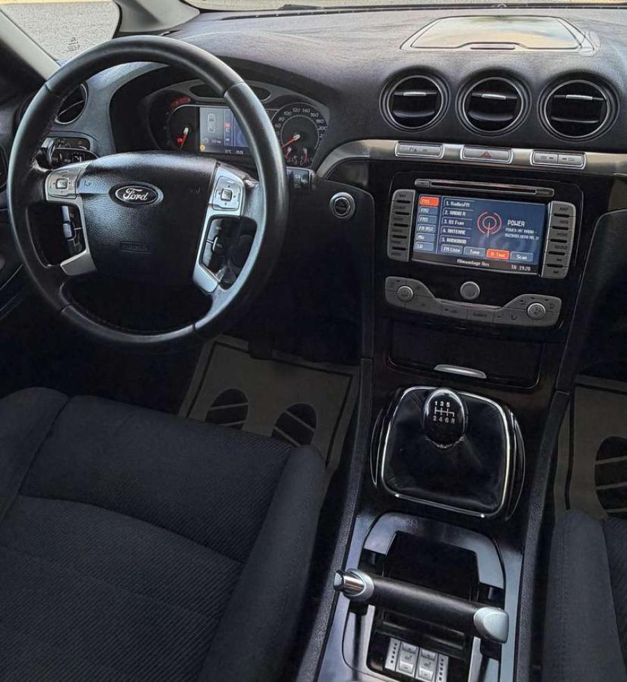 Violets Ford Galaxy 2011 Viļņa, ar dzinēja tilpumu 2.20 L un nobraukumu 286 tūkst. km par 4550 €, foto 14 vietnē AUTOMOTO.COM.LV