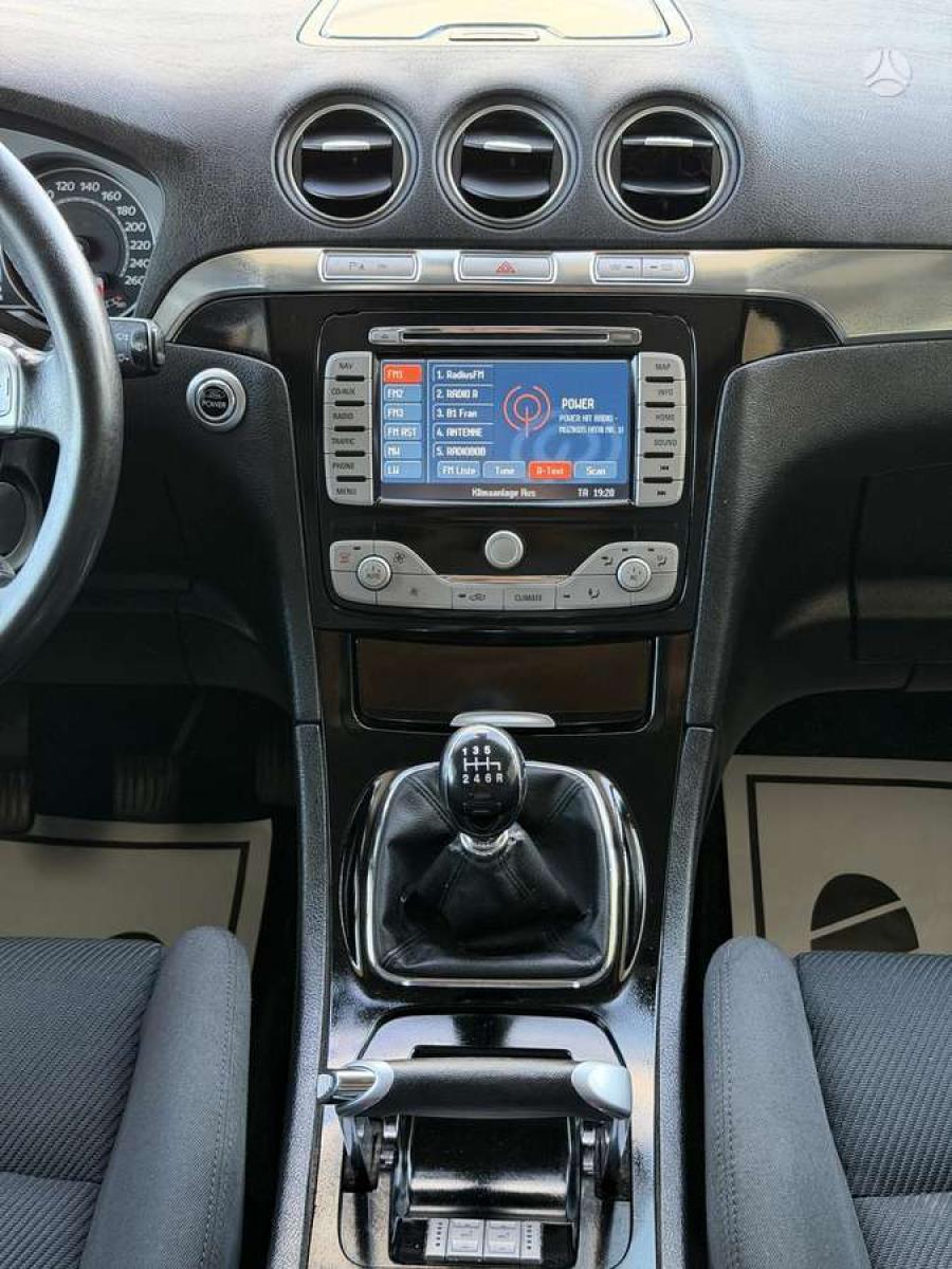 Violets Ford Galaxy 2011 Viļņa, ar dzinēja tilpumu 2.20 L un nobraukumu 286 tūkst. km par 4550 €, foto 15 vietnē AUTOMOTO.COM.LV
