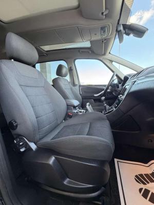 Violets Ford Galaxy 2011 Viļņa, ar dzinēja tilpumu 2.20 L un nobraukumu 286 tūkst. km par 4550 €, foto 16 vietnē AUTOMOTO.COM.LV