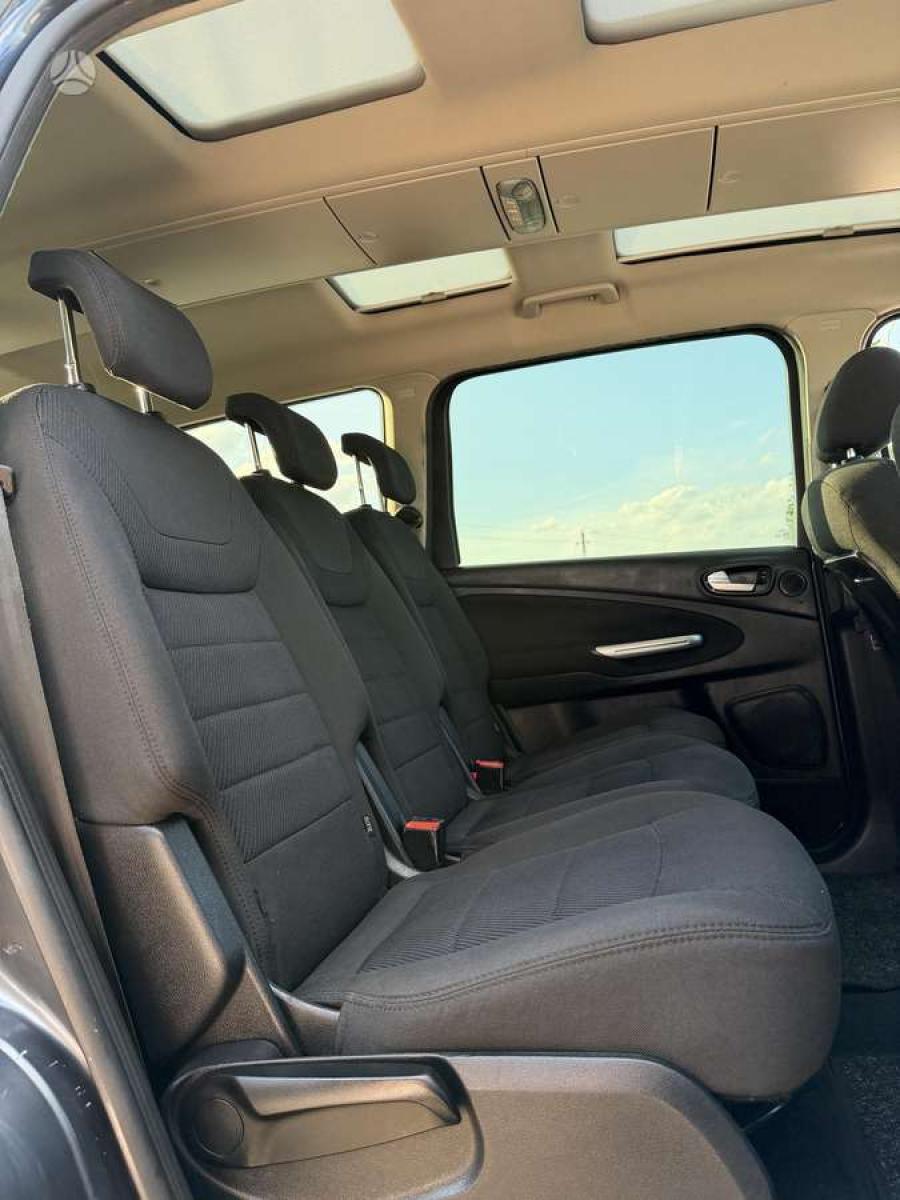 Violets Ford Galaxy 2011 Viļņa, ar dzinēja tilpumu 2.20 L un nobraukumu 286 tūkst. km par 4550 €, foto 20 vietnē AUTOMOTO.COM.LV