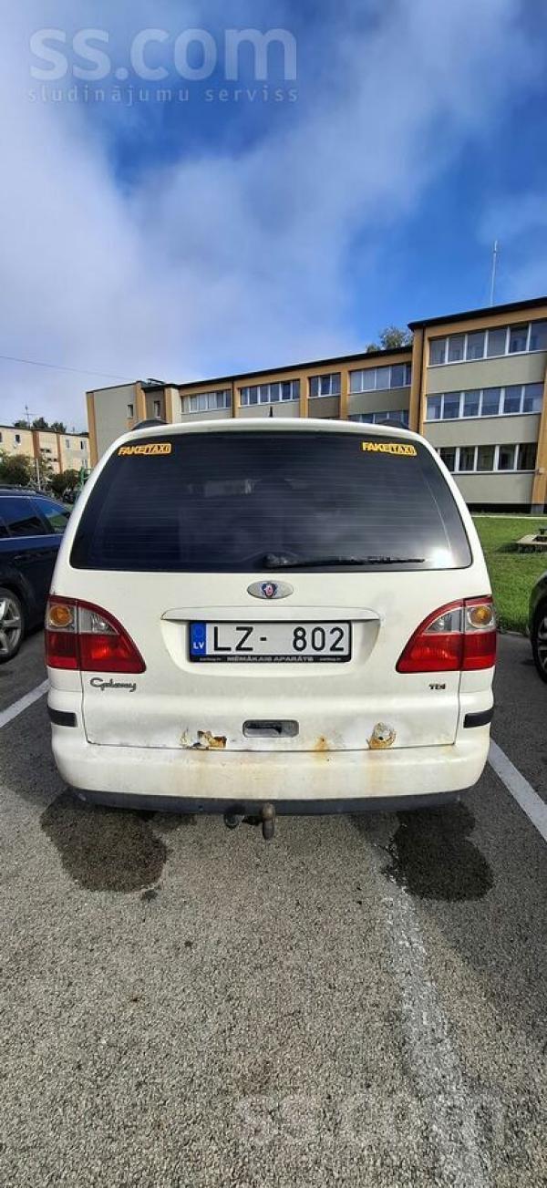 White Ford Galaxy 2005 in Riga, with an engine capacity of 1.90 L and mileage of 230 thousand km for 700 €, photo 7 on AUTOMOTO.COM.LV