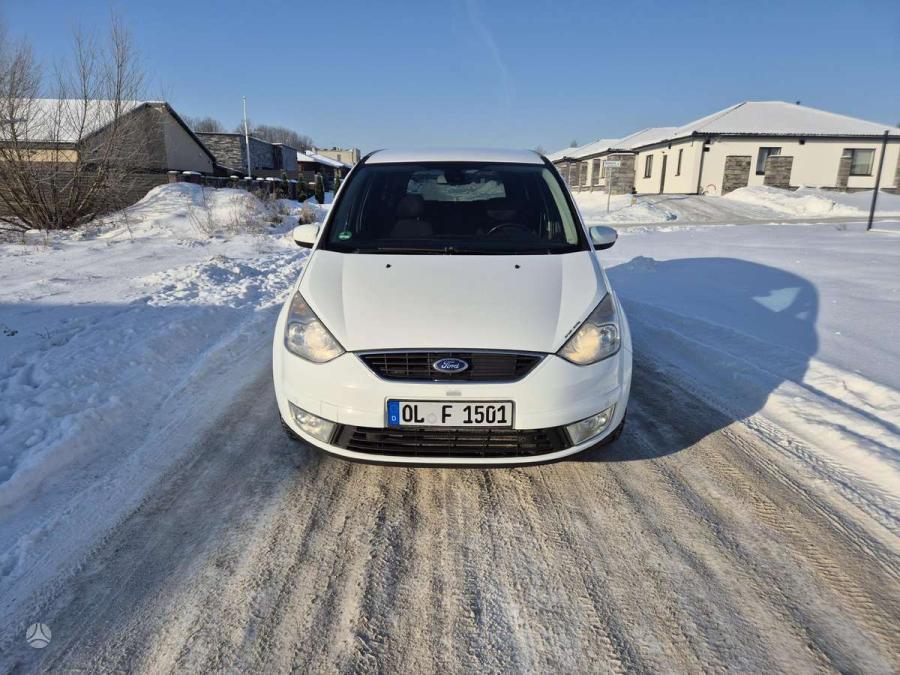 White Ford Galaxy 2009 in Kaunas, with an engine capacity of 2.00 L and mileage of 240 thousand km for 3650 €, photo 3 on AUTOMOTO.COM.LV