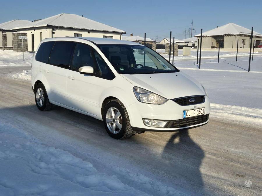 White Ford Galaxy 2009 in Kaunas, with an engine capacity of 2.00 L and mileage of 240 thousand km for 3650 €, photo 4 on AUTOMOTO.COM.LV