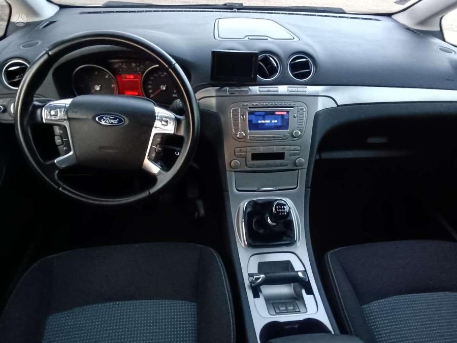 Balts Ford Galaxy 2010 Marijampole, ar dzinēja tilpumu 2.00 L un nobraukumu 280 tūkst. km par 4550 €, foto 11 vietnē AUTOMOTO.COM.LV