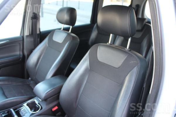 Balts Ford Galaxy 2012 Rīga, ar dzinēja tilpumu 2.00 L un nobraukumu 355 tūkst. km par 5250 €, foto 9 vietnē AUTOMOTO.COM.LV