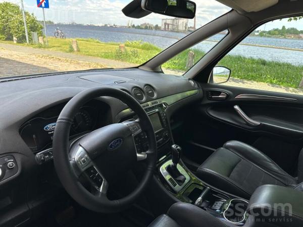Balts Ford Galaxy 2012 Rīga, ar dzinēja tilpumu 2.00 L un nobraukumu 355 tūkst. km par 4850 €, foto 5 vietnē AUTOMOTO.COM.LV