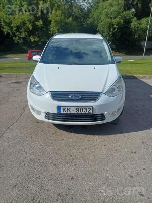 Balts Ford Galaxy 2012 Rīga, ar dzinēja tilpumu 2.00 L un nobraukumu 350 tūkst. km par 5000 €, foto 3 vietnē AUTOMOTO.COM.LV