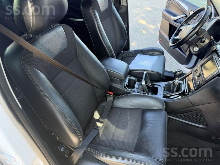 Balts Ford Galaxy 2012 Rēzekne, ar dzinēja tilpumu 2.20 L un nobraukumu 0 tūkst. km par 5150 €, foto 15 vietnē AUTOMOTO.COM.LV