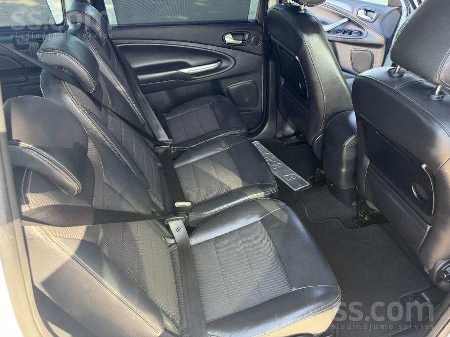 Balts Ford Galaxy 2012 Rēzekne, ar dzinēja tilpumu 2.20 L un nobraukumu 0 tūkst. km par 5150 €, foto 19 vietnē AUTOMOTO.COM.LV