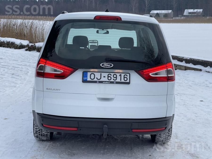 White Ford Galaxy 2013 in Jurmala, with an engine capacity of 2.00 L and mileage of 0 thousand km for 6350 €, photo 4 on AUTOMOTO.COM.LV
