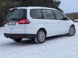 White Ford Galaxy 2013 in Jurmala, with an engine capacity of 2.00 L and mileage of 0 thousand km for 6350 €, photo 5 on AUTOMOTO.COM.LV