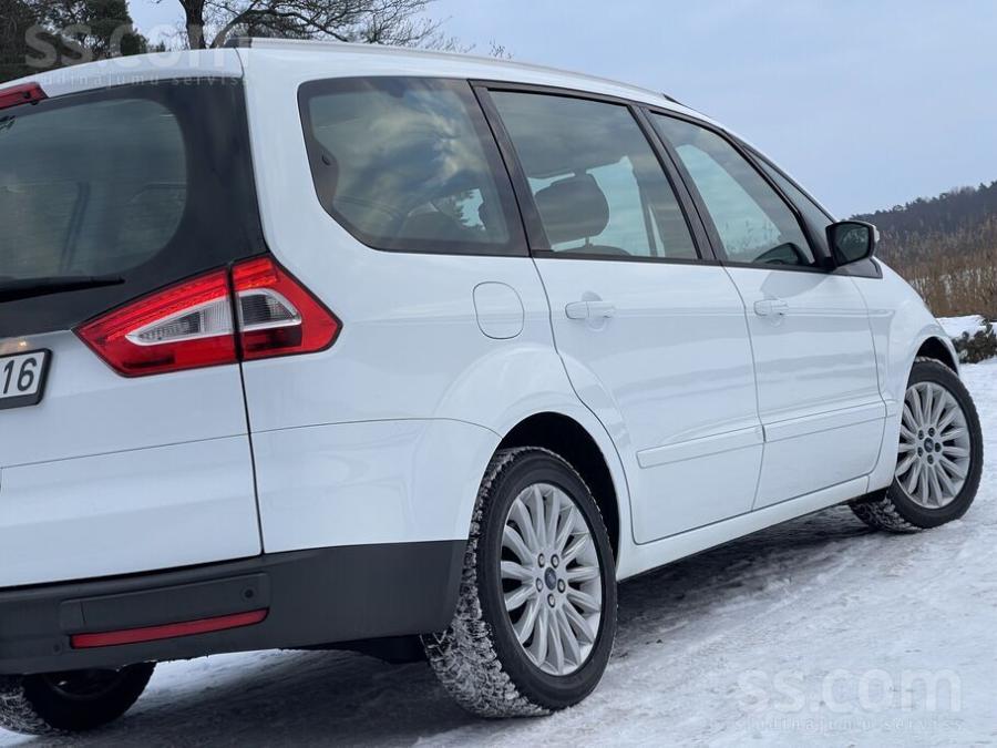 White Ford Galaxy 2013 in Jurmala, with an engine capacity of 2.00 L and mileage of 0 thousand km for 6350 €, photo 8 on AUTOMOTO.COM.LV