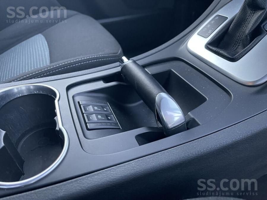 Balts Ford Galaxy 2013 Jūrmala, ar dzinēja tilpumu 2.00 L un nobraukumu 0 tūkst. km par 5750 €, foto 31 vietnē AUTOMOTO.COM.LV