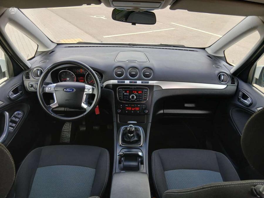 White Ford Galaxy 2013 in Marijampole, with an engine capacity of 1.60 L and mileage of 127 thousand km for 5550 €, photo 24 on AUTOMOTO.COM.LV