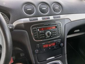 White Ford Galaxy 2013 in Marijampole, with an engine capacity of 1.60 L and mileage of 127 thousand km for 5550 €, photo 26 on AUTOMOTO.COM.LV