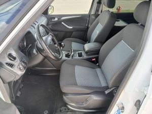 White Ford Galaxy 2013 in Marijampole, with an engine capacity of 1.60 L and mileage of 127 thousand km for 5550 €, photo 28 on AUTOMOTO.COM.LV