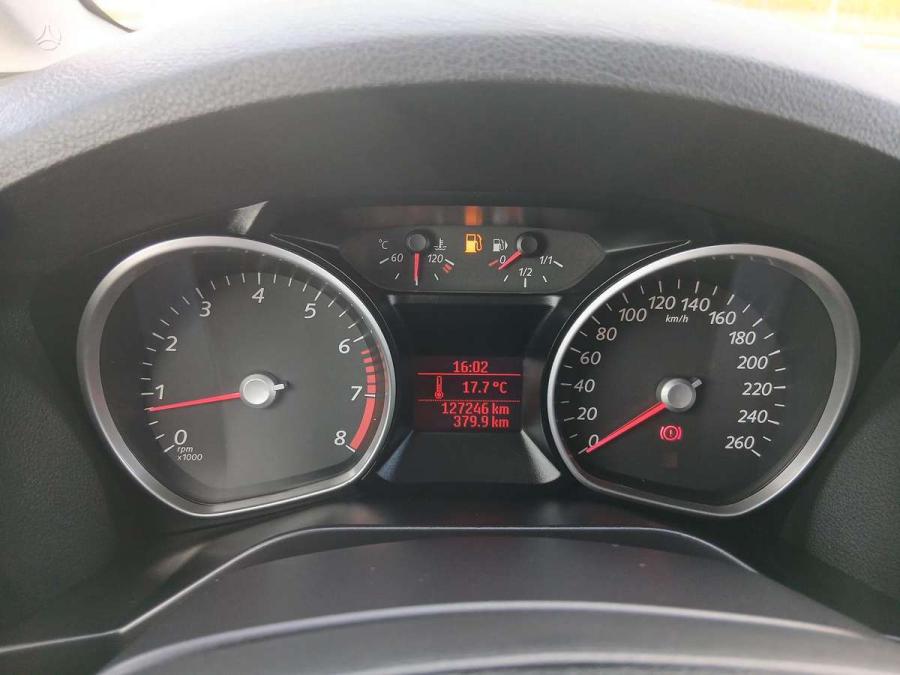 White Ford Galaxy 2013 in Marijampole, with an engine capacity of 1.60 L and mileage of 127 thousand km for 5550 €, photo 30 on AUTOMOTO.COM.LV
