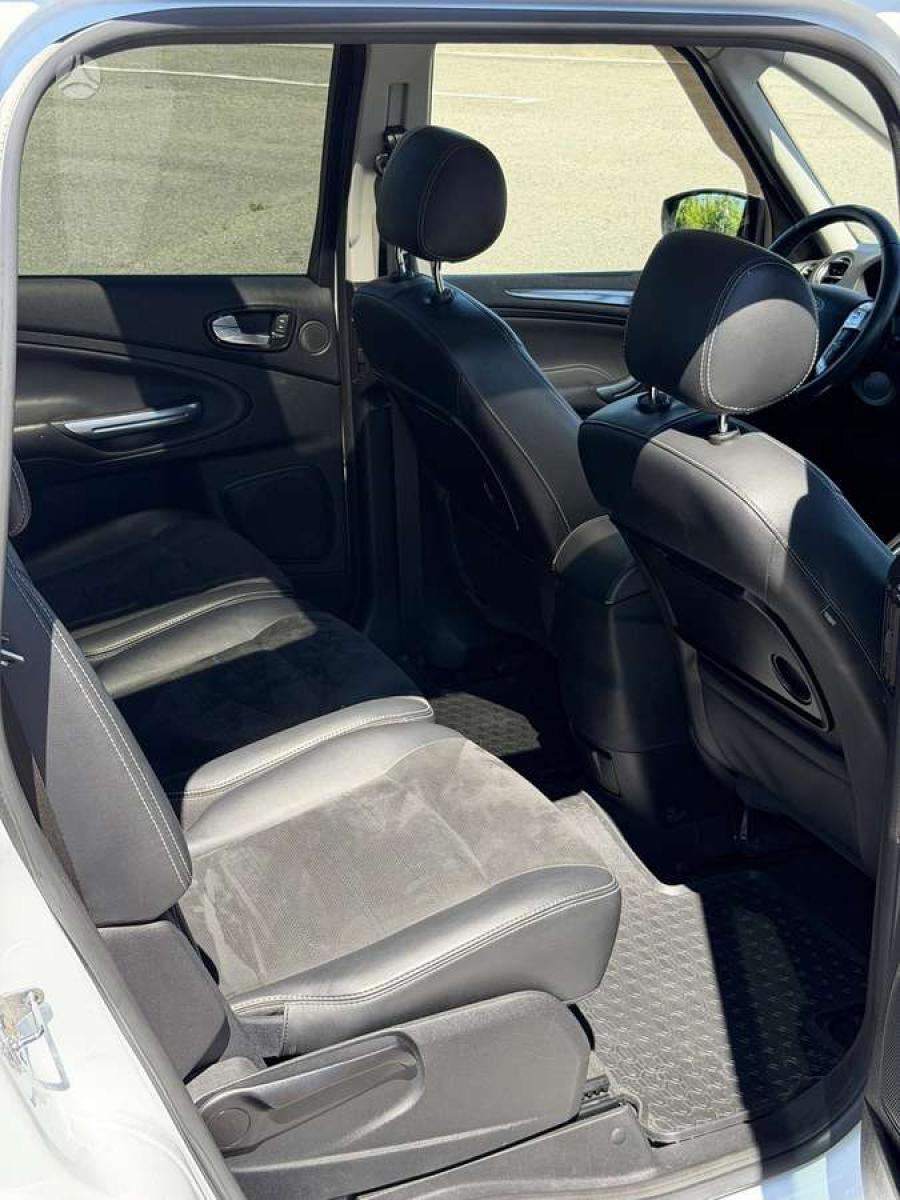Balts Ford Galaxy 2014 Kėdainiai, ar dzinēja tilpumu 2.00 L un nobraukumu 253 tūkst. km par 7200 €, foto 29 vietnē AUTOMOTO.COM.LV