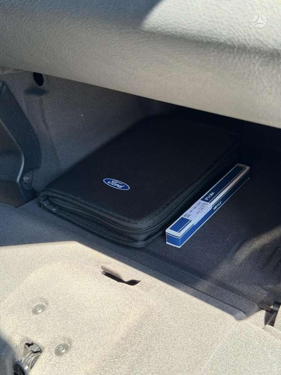 Balts Ford Galaxy 2014 Kėdainiai, ar dzinēja tilpumu 2.00 L un nobraukumu 253 tūkst. km par 7200 €, foto 36 vietnē AUTOMOTO.COM.LV