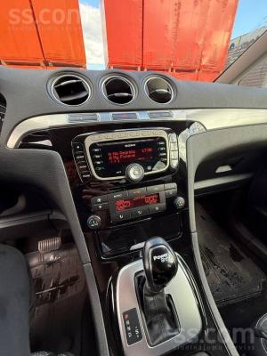 Balts Ford Galaxy 2014 Rīga, ar dzinēja tilpumu 2.00 L un nobraukumu 342 tūkst. km par 4200 €, foto 9 vietnē AUTOMOTO.COM.LV