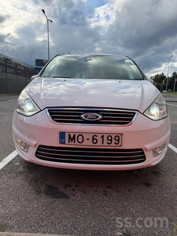 White Ford Galaxy 2014 in Riga, with an engine capacity of 2.00 L and mileage of 342 thousand km for 3500 €, photo 1 on AUTOMOTO.COM.LV