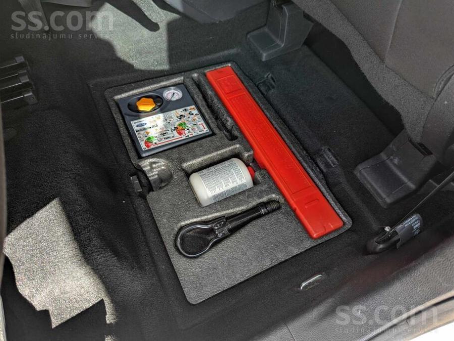 Balts Ford Galaxy 2018 Rīga, ar dzinēja tilpumu 2.00 L un nobraukumu 0 tūkst. km par 8900 €, foto 10 vietnē AUTOMOTO.COM.LV