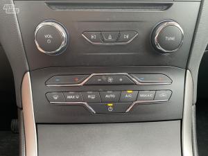 Balts Ford Galaxy 2021 Kauņa, ar dzinēja tilpumu 2.00 L un nobraukumu 185 tūkst. km par 12499 €, foto 28 vietnē AUTOMOTO.COM.LV