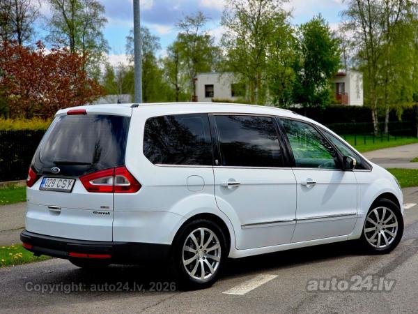 Balts Ford Galaxy 2010 Tallina, ar dzinēja tilpumu 2.00 L un nobraukumu 248 tūkst. km par 3490 €, foto 4 vietnē AUTOMOTO.COM.LV