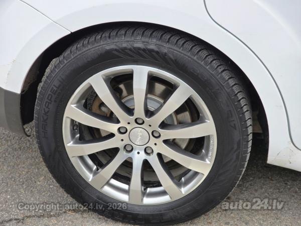 Balts Ford Galaxy 2010 Tallina, ar dzinēja tilpumu 2.00 L un nobraukumu 248 tūkst. km par 3490 €, foto 7 vietnē AUTOMOTO.COM.LV