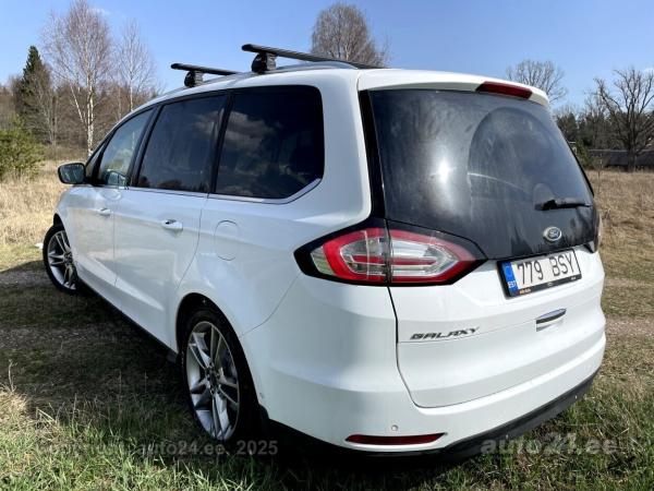 White Ford Galaxy 2017 in Tartu, with an engine capacity of 2.00 L and mileage of 240 thousand km for 14900 €, photo 3 on AUTOMOTO.COM.LV