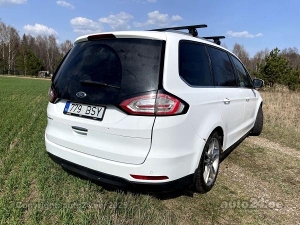 White Ford Galaxy 2017 in Tartu, with an engine capacity of 2.00 L and mileage of 240 thousand km for 14900 €, photo 4 on AUTOMOTO.COM.LV