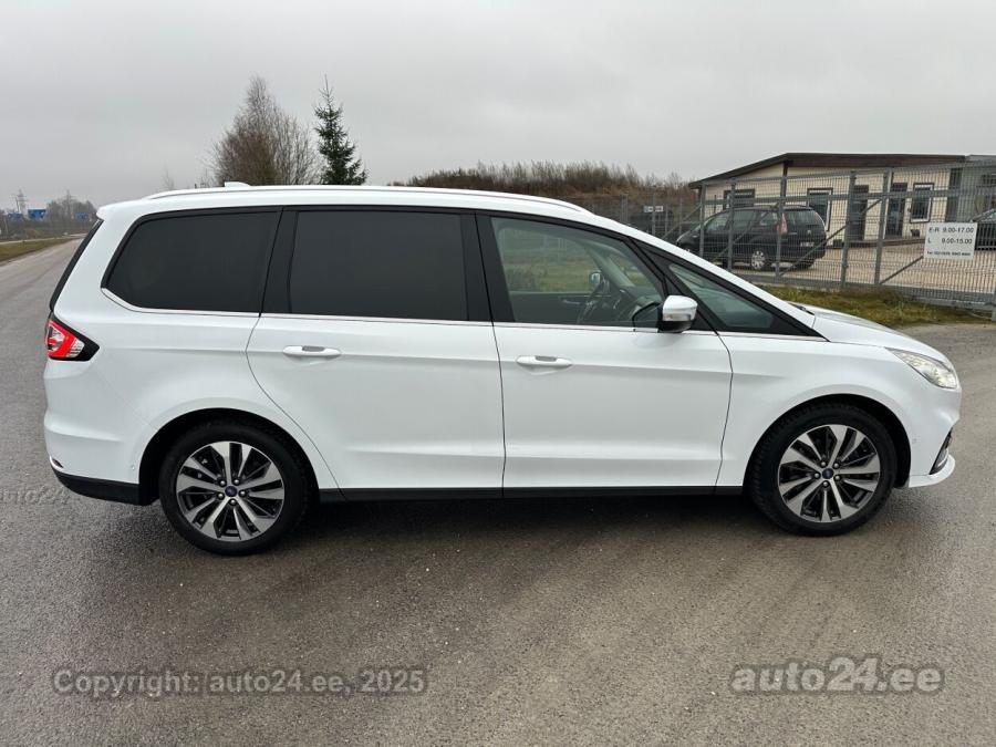 White Ford Galaxy 2021 in Tartu, with an engine capacity of 2.00 L and mileage of 217 thousand km for 17990 €, photo 6 on AUTOMOTO.COM.LV
